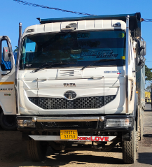 Used TATA MOTORS SIGNA 4825.TK. FBV 10X4 18Box BS VI trucks for Sale in ...