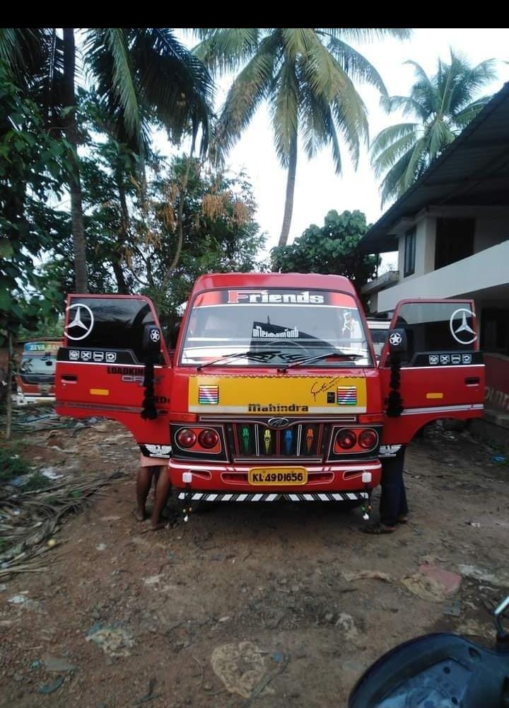 Used Mahindra Loadking-optimo-pride Tipper BS IV trucks for Sale in ...