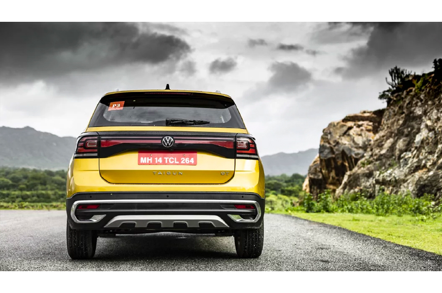 New Volkswagen Taigun BUY-NEW-VOLKSWAGEN-TAIGUN-COMFORTLINE-1-0-TSI-MT ...