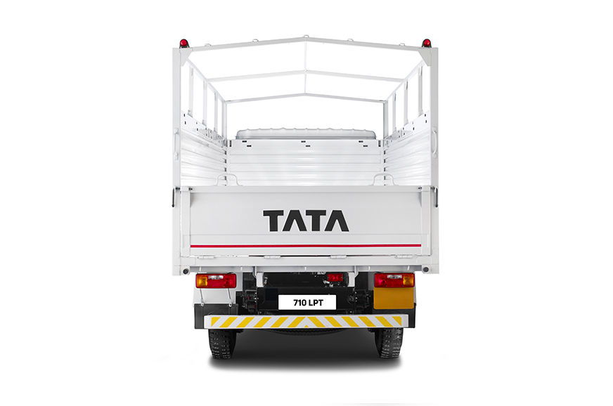 New TATA MOTORS LPT 710 Trucks 2022 On Road Price, Images, Specs ...
